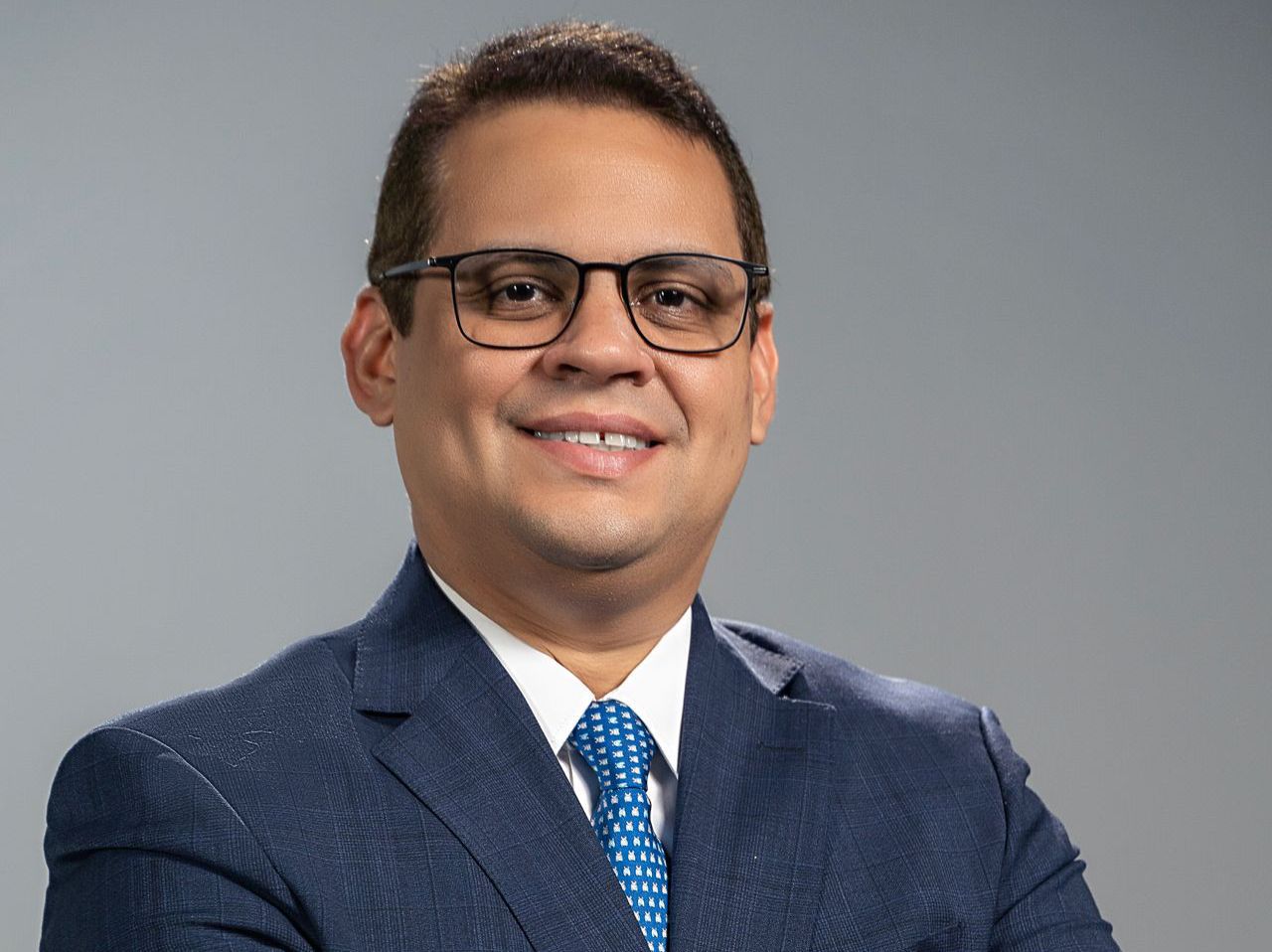 Raimundo Júnior esclarece sobre os direitos e deveres dos eleitores e candidatos - 180graus - O ...