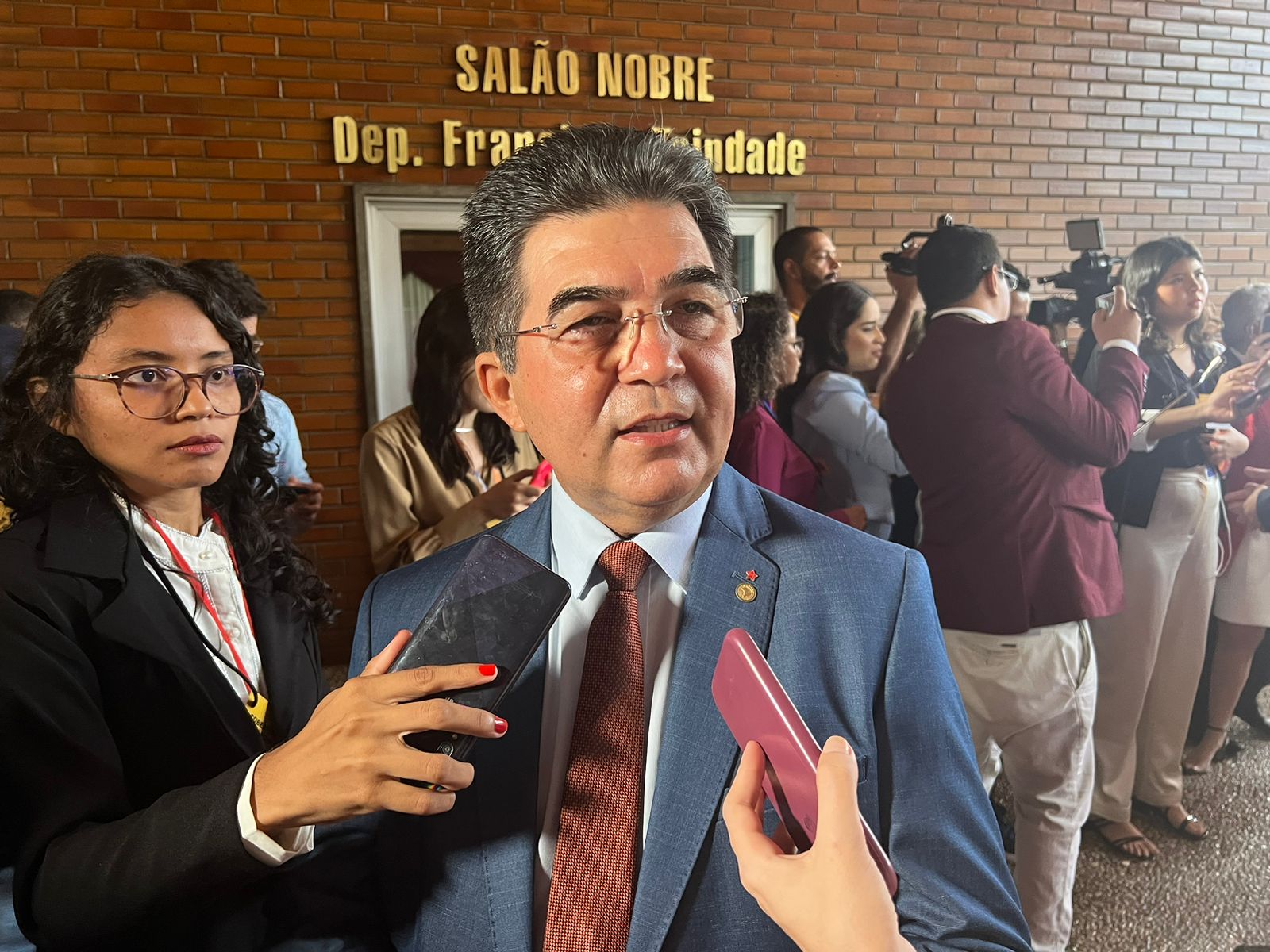 Projeto visa desobrigar o reconhecimento de firma em procurações ...