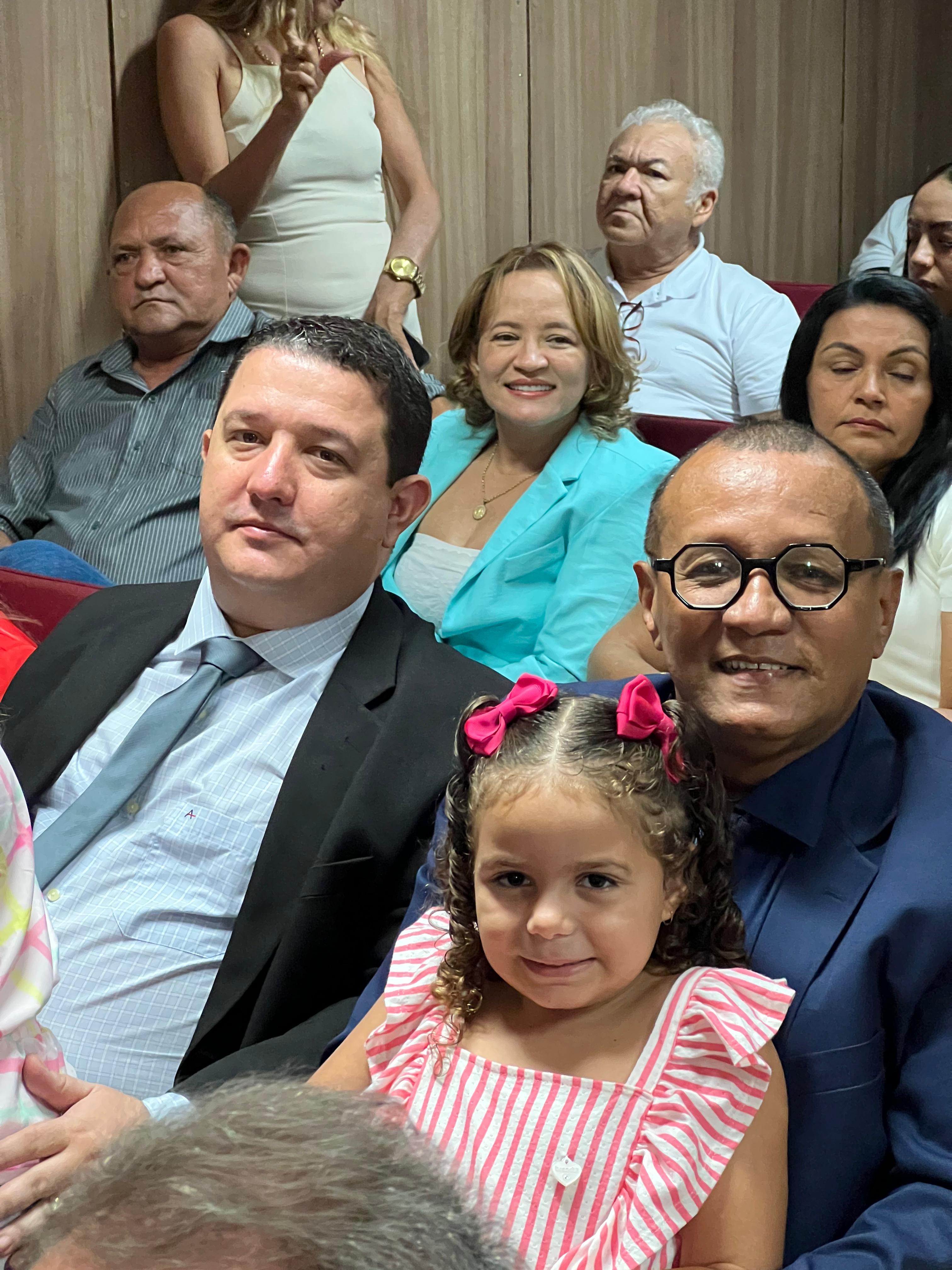 Único opositor no top 8, Devan Eugênio é diplomado e destaca ...