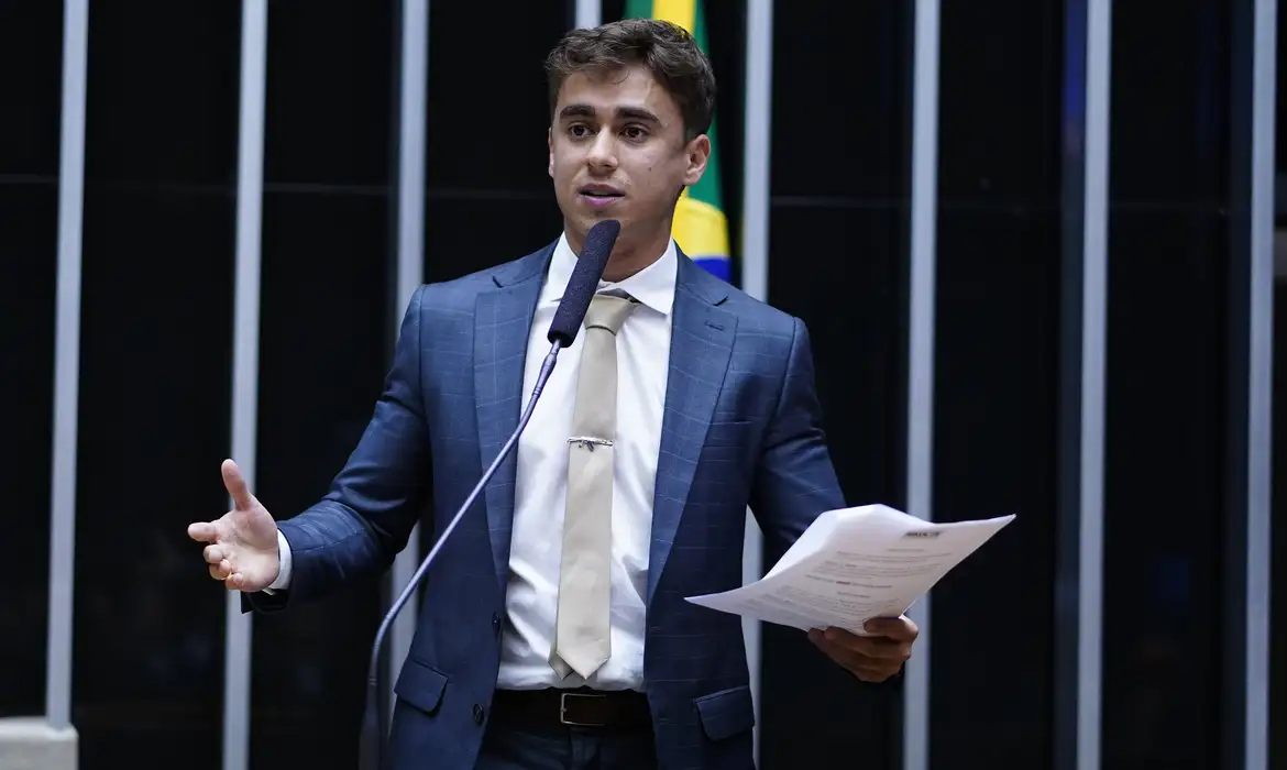 Nikolas Ferreira se ausenta de ato na Paulista para ser padrinho de ...