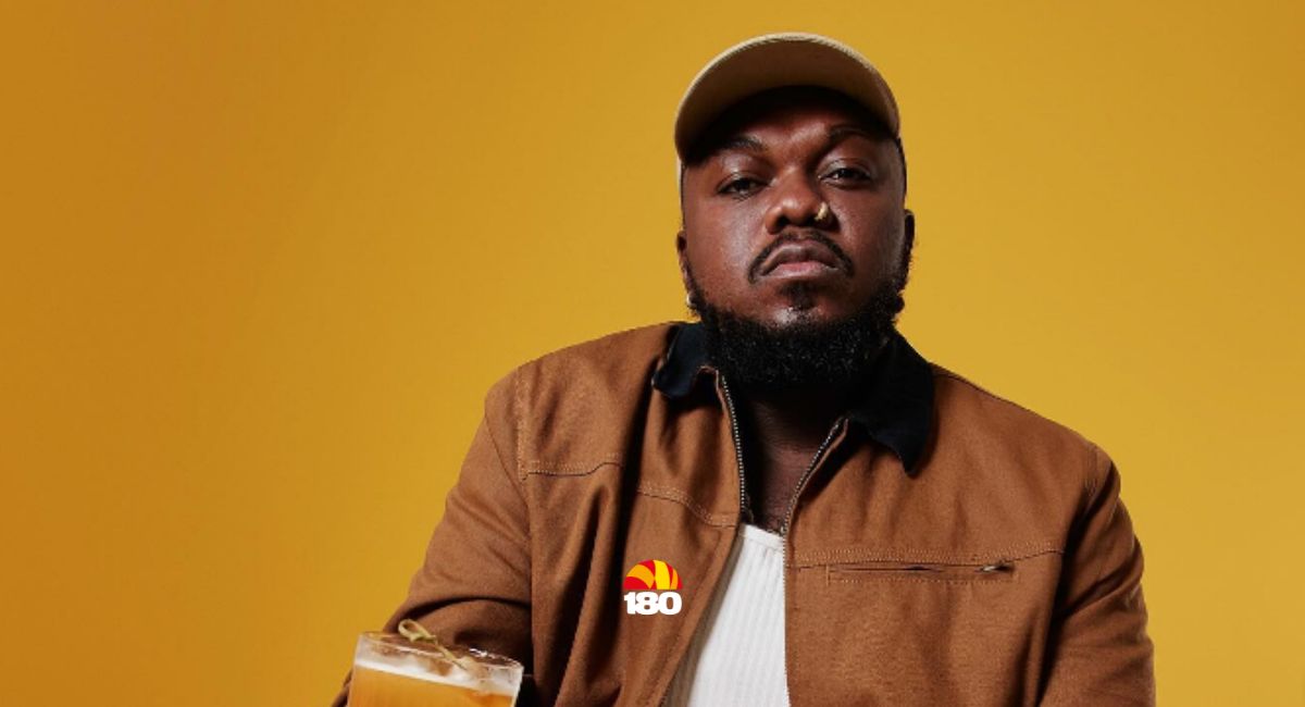 Djonga desfila com novo affair no festival ‘Rock In Rio’; confira ...