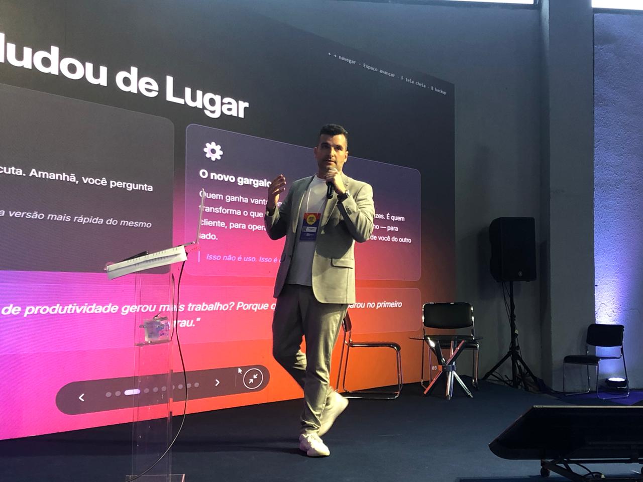 Lovable ajuda empreendedores a criar sistemas sem saber programar, diz ...