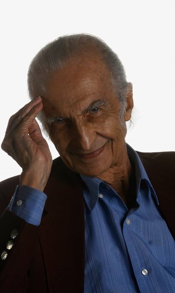 Humorista 'Zé Bonitinho' morre aos 89 anos, depois de 50 dias internado ...