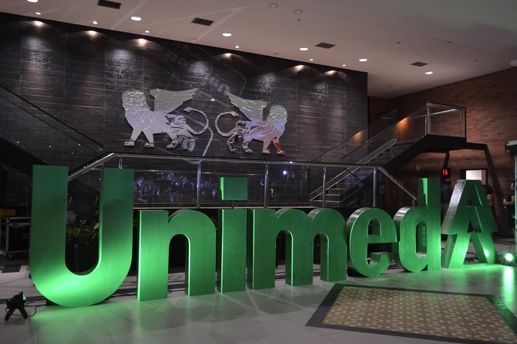 Unimed realiza 'Festa dos Médicos' no Theresina Hall com Jorge Aragão ...