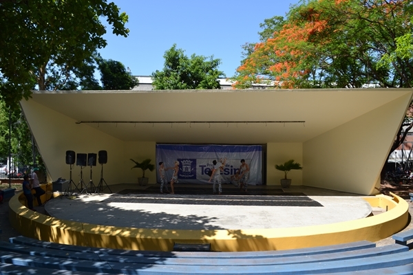 FMCMC celebra nesta quarta(05) o aniversário de 49 anos do Teatro de ...