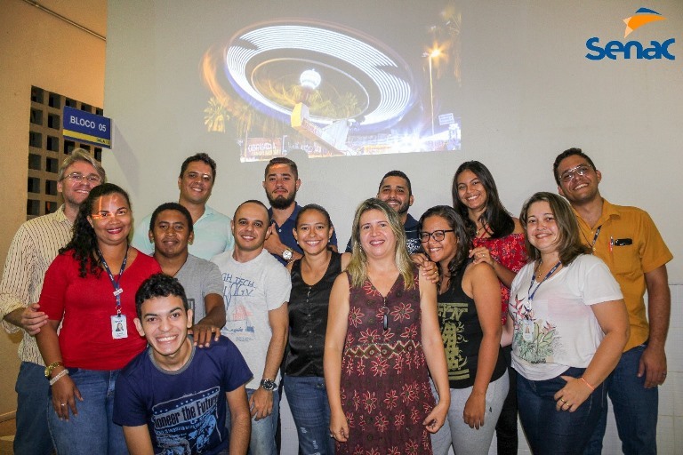 Turma de Fotografia Digital do Senac conclui curso preparada - 180graus ...