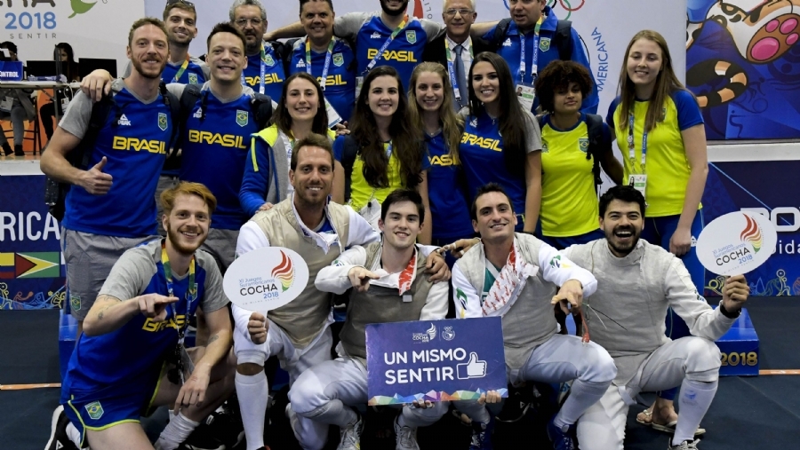 Brasil conquista 6 medalhas na esgrima nos jogos Sul-americanos ...