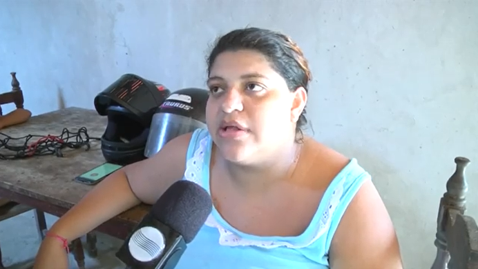 Mulher denuncia negligência médica após filho morrer durante o parto ... Mulher denuncia negligência médica após filho morrer durante o parto ...