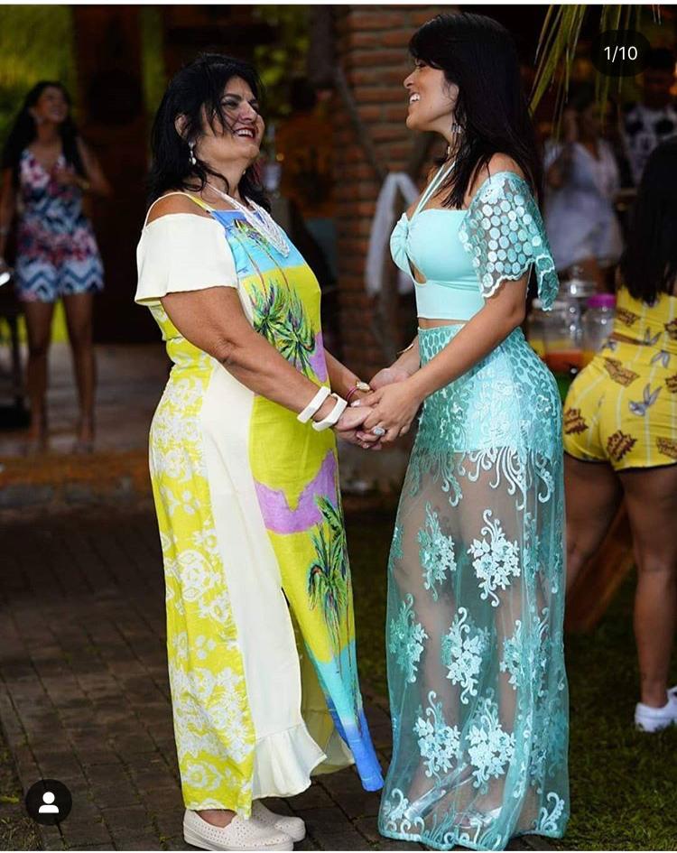 Mônica Freitas comemora com familiares e amigos aniversário temático ...