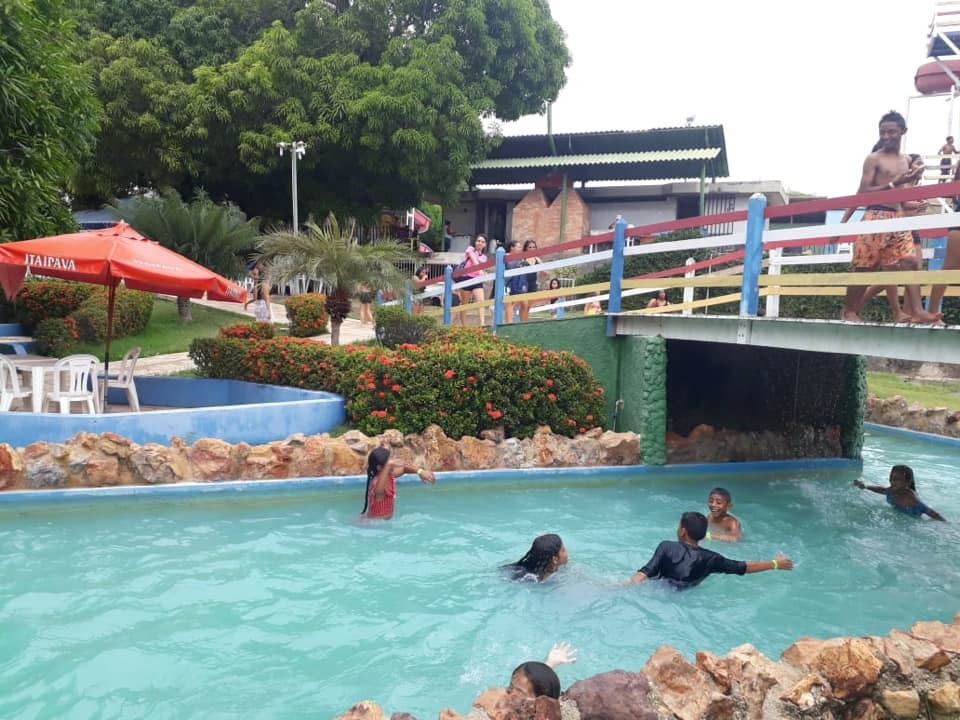 Alunos de Castelo do Piauí são premiados pelo desempenho na SAEB com lazer no Clube Eldorado ...