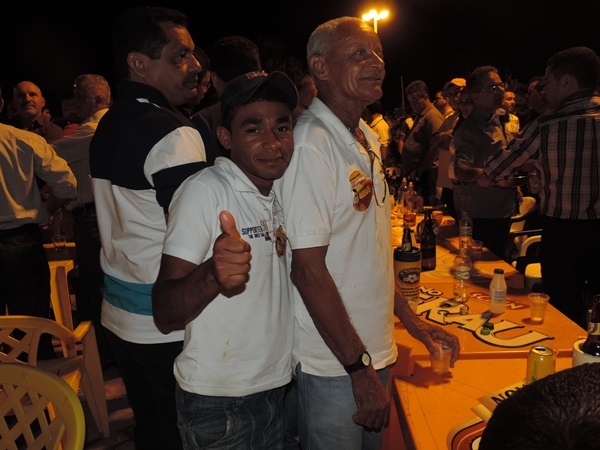 Festa com Moleque Doido lota praça de eventos em Eliseu Martins, fotos ...
