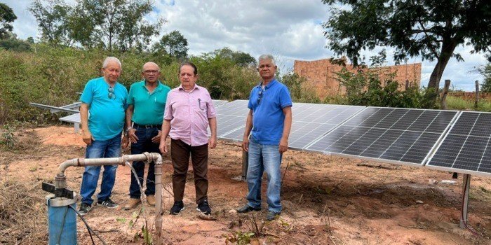 PMU instala placa solar em bomba de poço na localidade São Francisco 2 ...