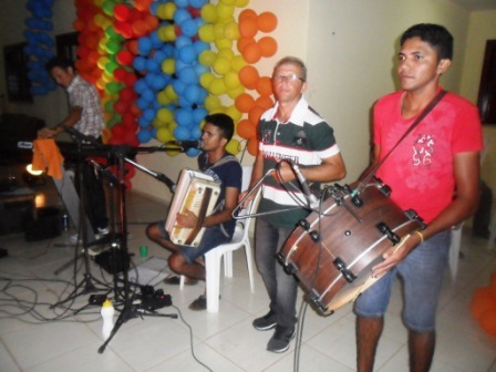 Dilson Lopes e Henryette, comemoram 1º aninho de vida de Henrique Lopes ...