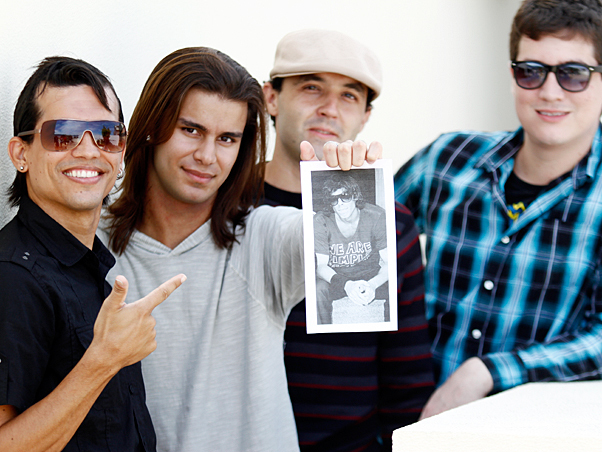 Amigos da banda de Maurício, do ‘BBB’ fazem coro: ‘Ele não é mala ...