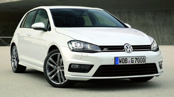 Novo Volkswagen Golf G7 ganha kit da R-Line; mais eficiente e seguro ...