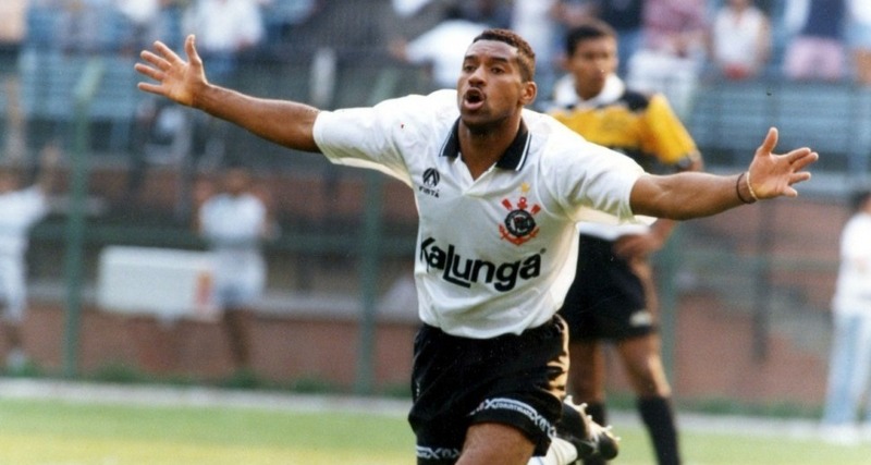 Tetracampeão mundial Viola completa 48 anos de vida