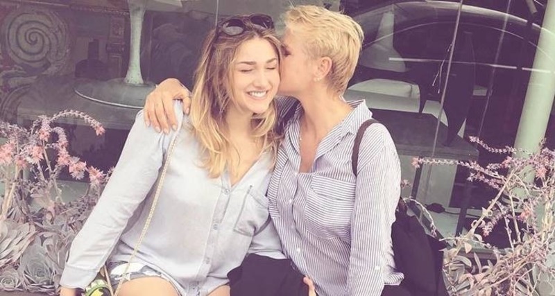 Xuxa faz declaração para a filha Sasha, que completa 20 anos