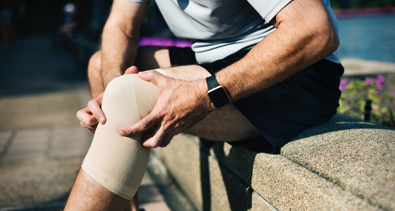 Espasmos musculares são normais? Descubra o que pode ser e como evitar