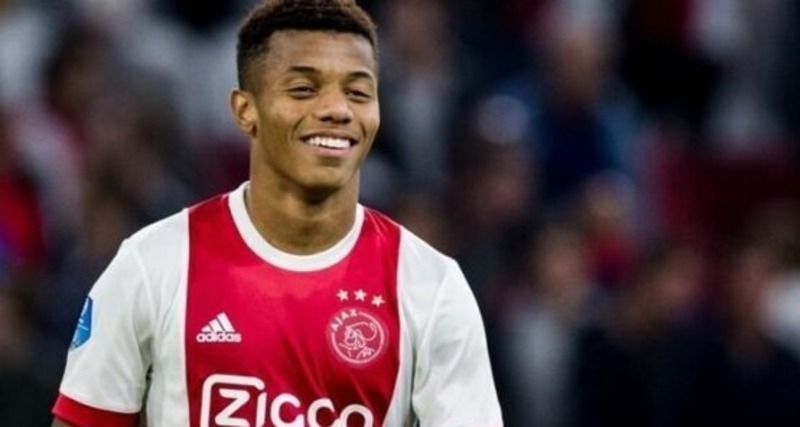 David Neres rende mais cerca de R$ 38,5 mi e ajuda a pagar contas do SPFC