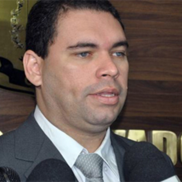 Sindicato denuncia que James Guerra recebe altos valores com diárias