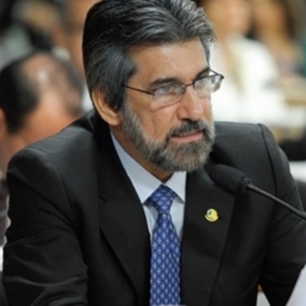 Valdir Raupp pede arquivamento de investigação por citação na Lava Jato