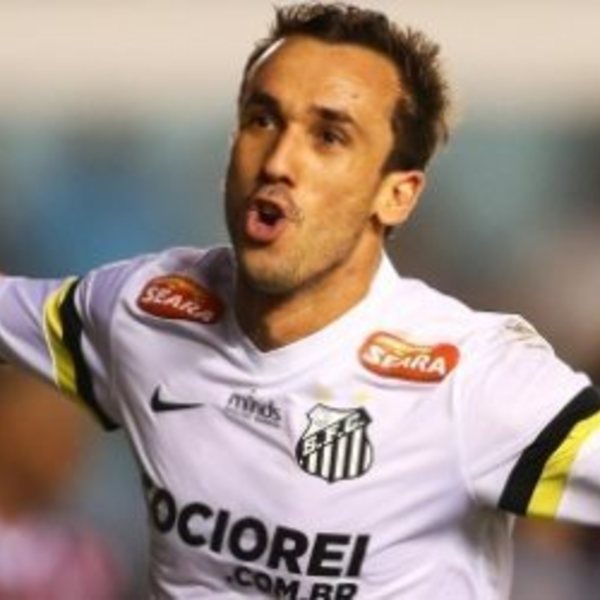 Thiago Ribeiro pode deixar o Santos e reforçar a equipe do Atlético Mineiro