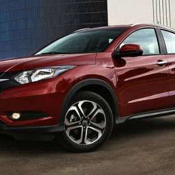 HR-V foi apresentado nas concessionárias brasileiras e cresce número de ...