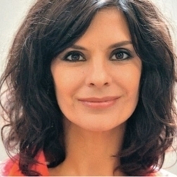 47 anos, Helena Ranaldi diz que não se incomoda com idade