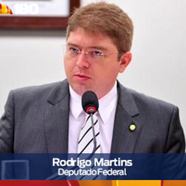 Deputado se posiciona contrário a PL que beneficia vítimas do trânsito