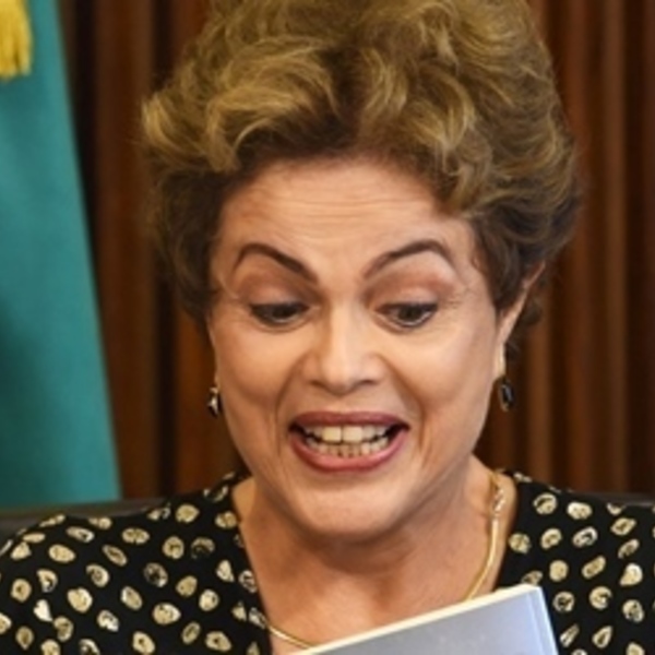 Dilma diz não ter mágoas e promete reformas e inflação em queda em 2016