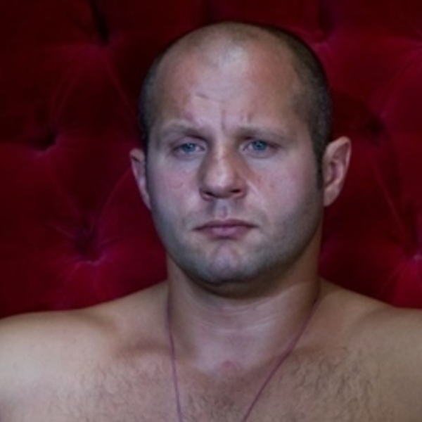 Lenda do MMA, Fedor Emelianenko volta e vence no 'novo Pride'