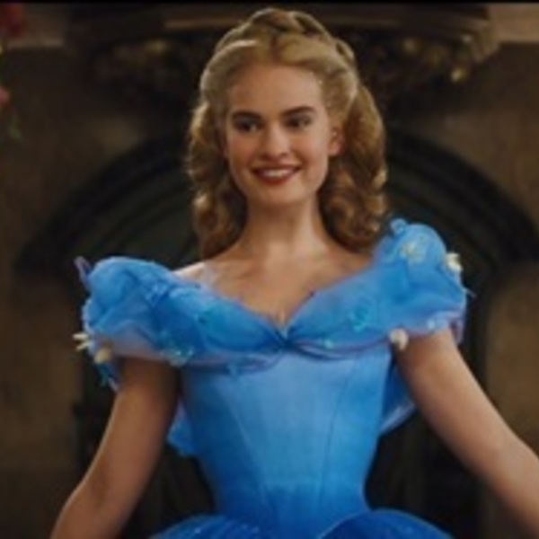 Disney libera primeiro trailer de adaptação de 'Cinderela', confira vídeo!