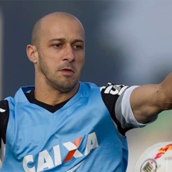 Alessandro, capitão do Corinthians no Mundial, anuncia aposentadoria