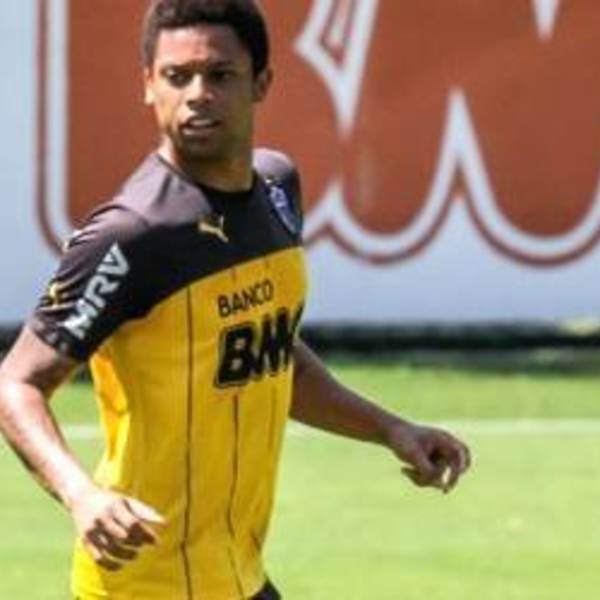 Com presença do atacante André, Atlético-MG começa período de concentração