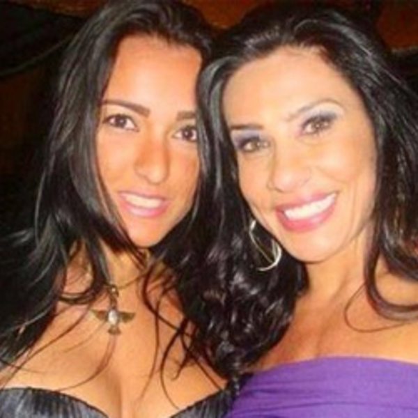 Ex-amante de Tony Sales e Scheila Carvalho aparecem juntas em foto