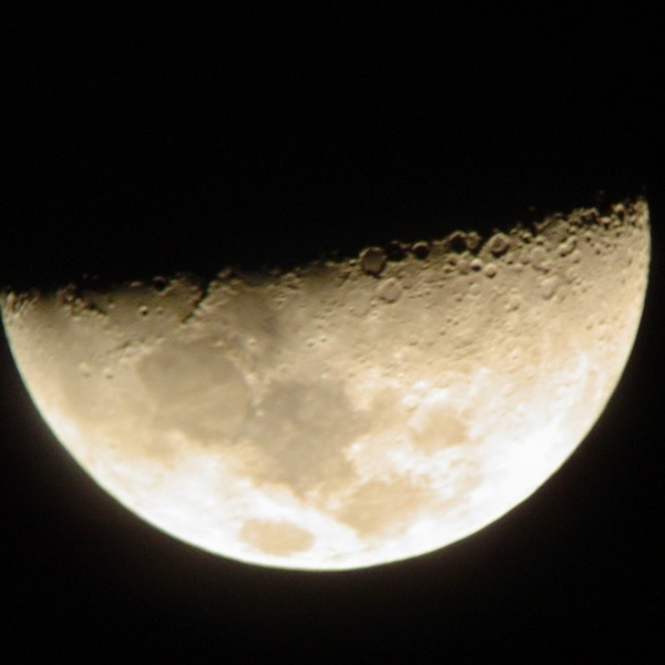 Segredos do lado oculto da Lua são revelados por missão da China