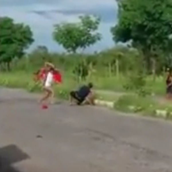 Vídeo Homem é Atingido Com Golpes De Foice Durante Briga Em Teresina