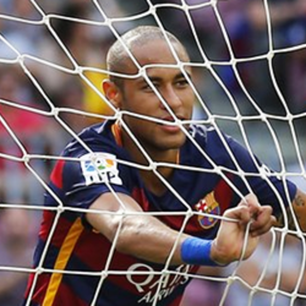 Neymar repete Fenômeno e aparece careca para tirar foco de problemas