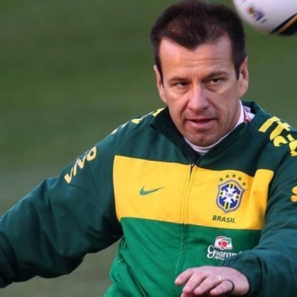 CBF confirma treinador Dunga como o novo técnico da seleção brasileira