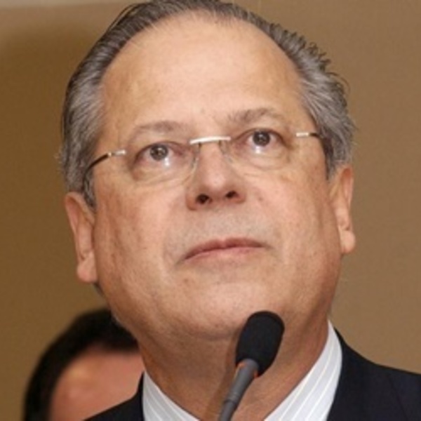 Zé Dirceu vai ficar em silêncio na CPI da Petrobras, diz defesa do ex ...