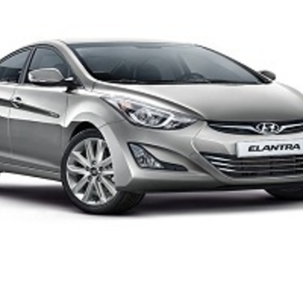 Nova versão do Elantra chega no Brasil com central multimídia, TV e ...