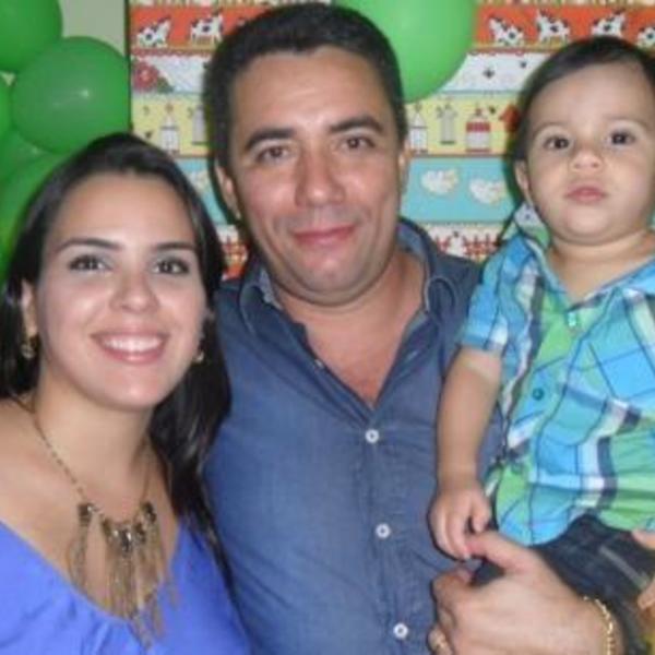 Dilson Lopes e Henryette, comemoram 1º aninho de vida de Henrique Lopes ...