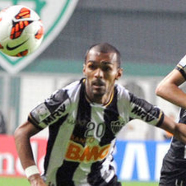 Richarlyson é oferecido e reunião pode defini-lo como jogador de clube ...