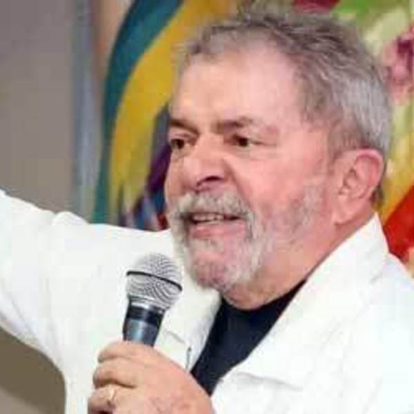 Ousadia: Suspeito de roubo usava o celular cadastrado com CPF de Lula Ousadia: Suspeito de roubo usava o celular cadastrado com CPF de Lula