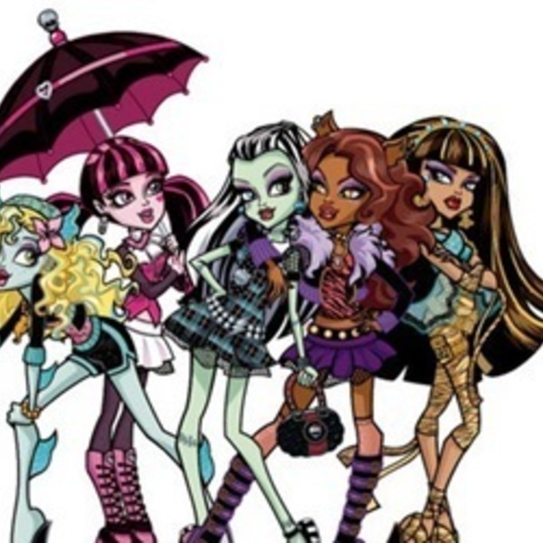 Franklin Pires apresenta espetáculo 'Monster High interpretando bonecas